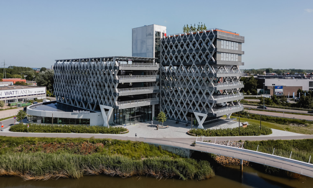 BAM Belgium - We develop / Build / Maintain